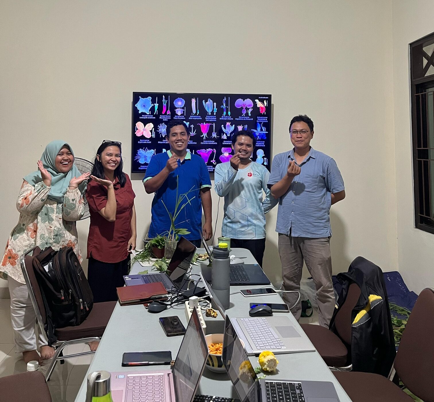 Menyebar Pengetahuan Ilmu Botani Dan Konservasi Alam Melalui Akademi ...